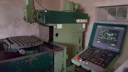 Fräsmaschine Deckel Maho 800 E CNC Bearbeitungszentrum